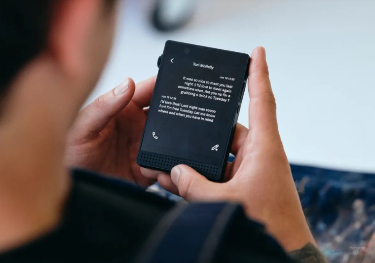 Light Phone 3: Sự cân bằng giữa đơn giản và hiện đại